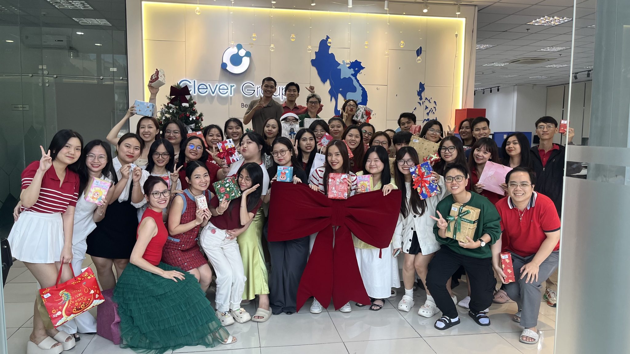 About Us - CleverAds